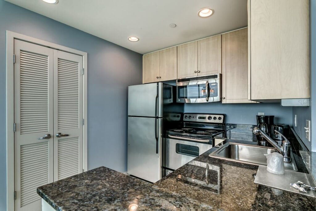 2 Bedroom Oceanfront Condos in Myrtle Beach – Oceans One Resort ...